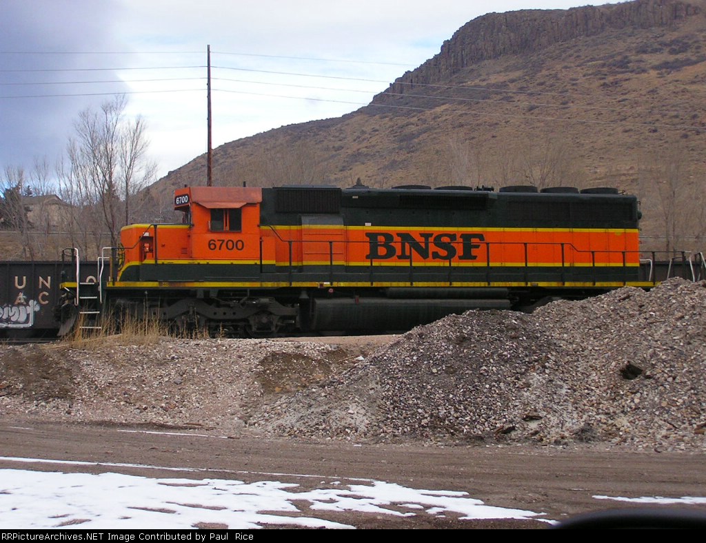 BNSF 6700